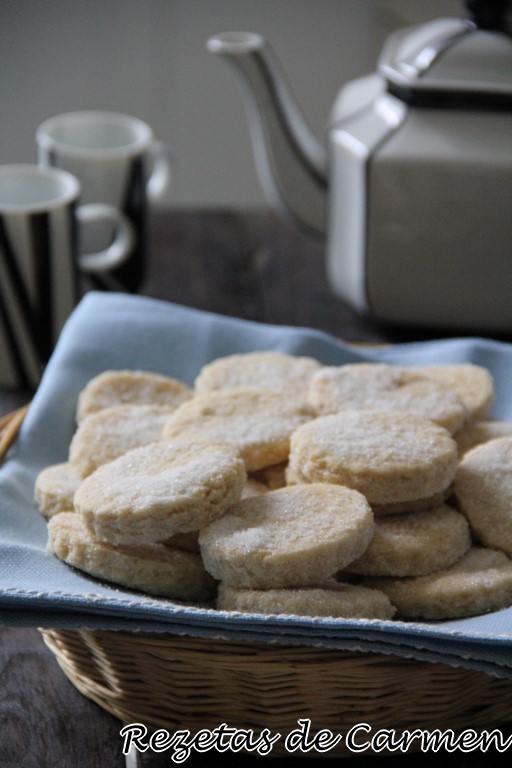 Galletas de coco y canela.