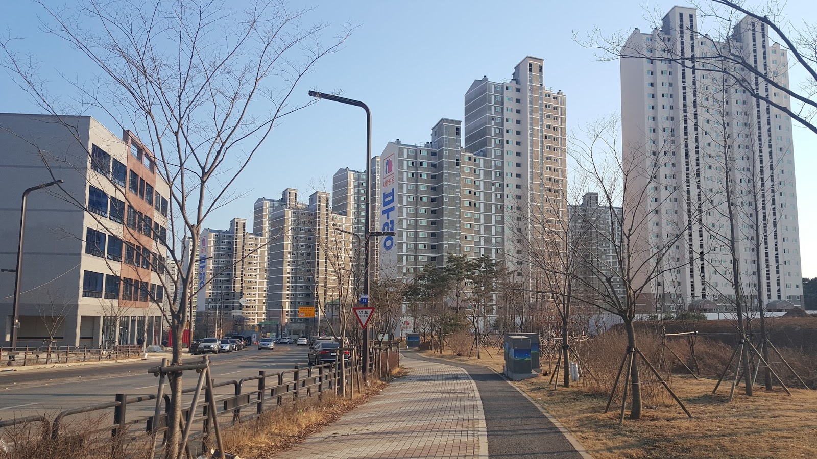 Changes in Pyeongtaek and Hyangnam: 변화(Change.變化.变化) - 향남부영17단지