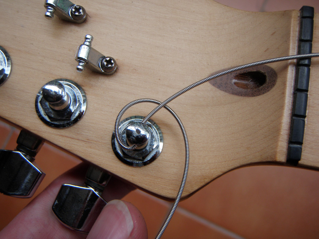 Stringing (or re-stringing) a guitar | DIY Strat (and other guitar ...