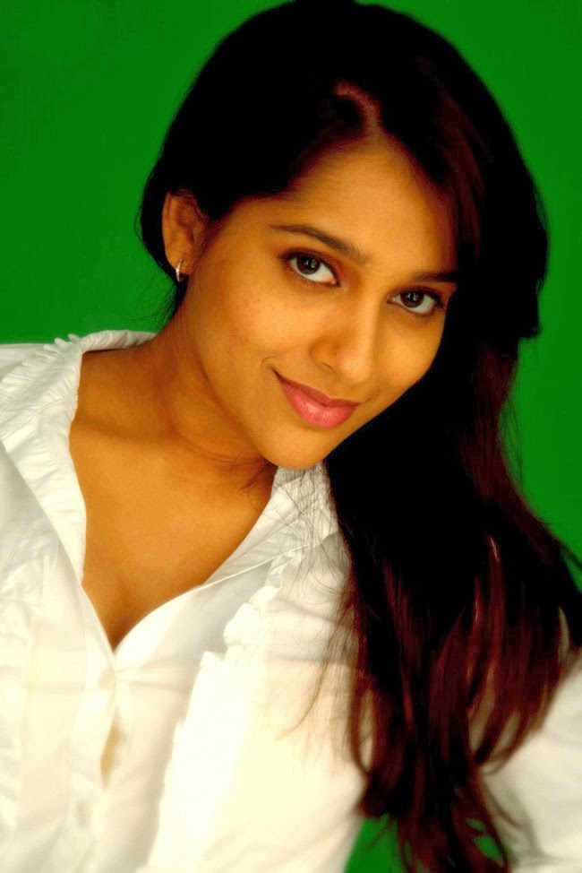 Jabardasth Anchor Rashmi Gautam Latest Hot Photoshoot - Hot Blog Photos