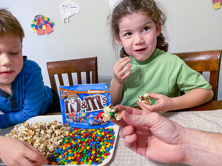 Tales of the Flowers: Candy Pop M&Ms Minis Popcorn taste test