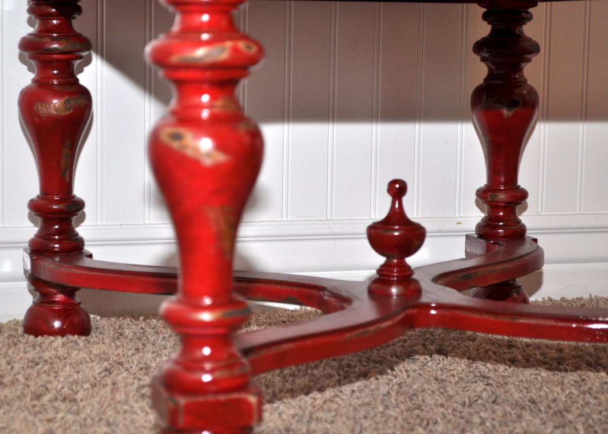 {Cleverly Crafty}: {Little Red End Table}