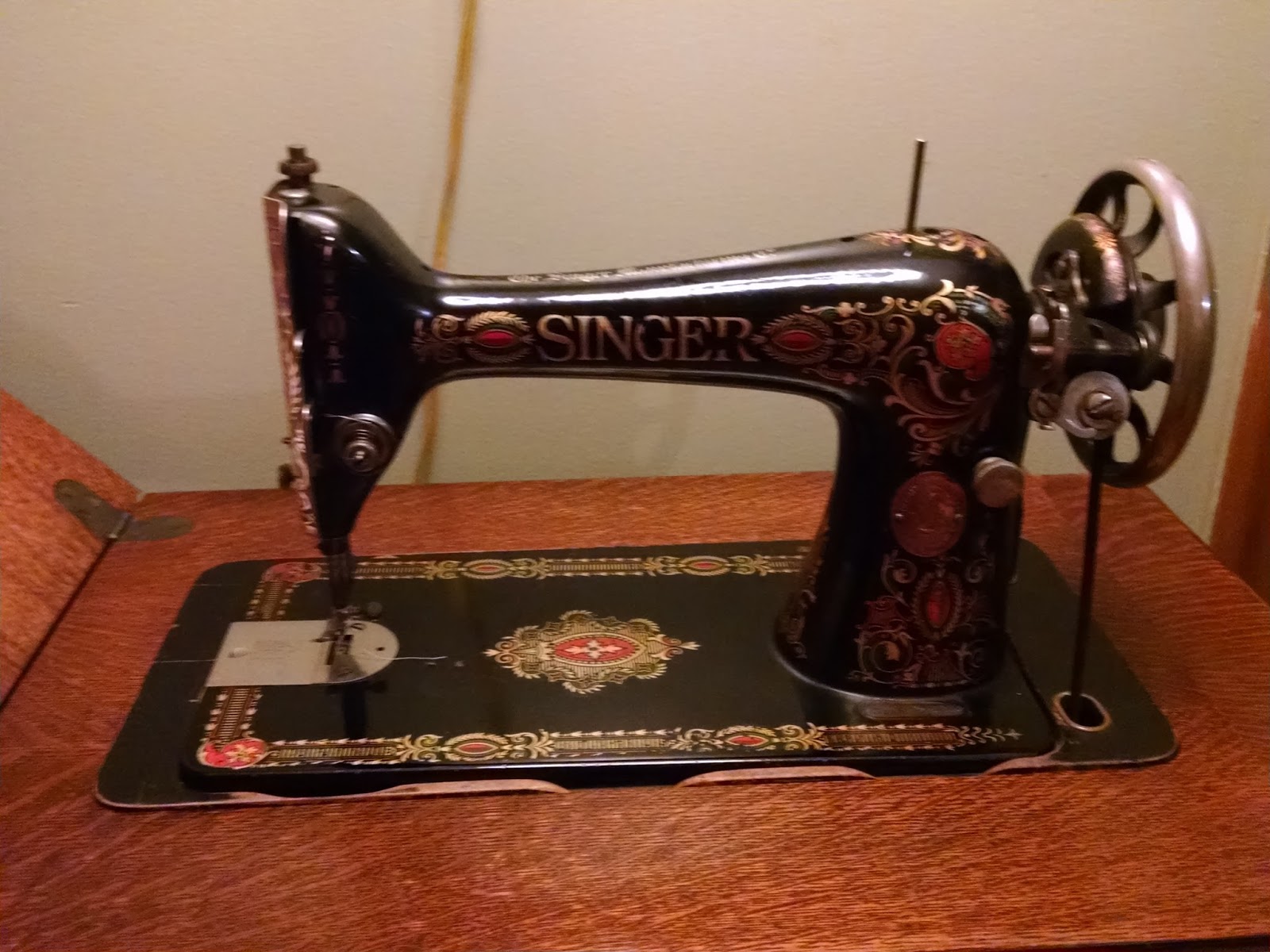 Sewing Machine Mavin: Bird's Eye View