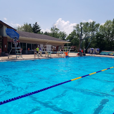 Play St. Louis: North Pointe Aquatic Center, Ballwin
