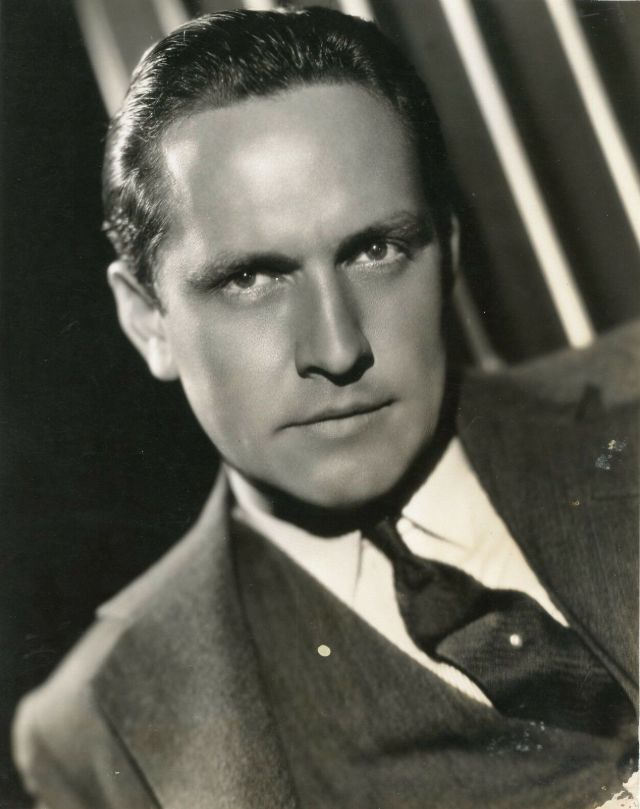 35 Vintage Portrait Photos of American Actor Fredric March in the 1930s ...