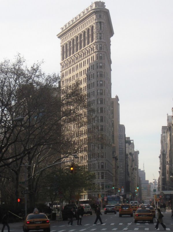 Oasis Of The Seas: Flatiron Building of New York city