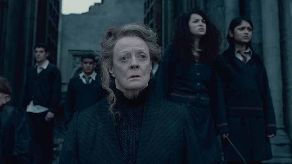Blog de Harry Potter: Minerva Mcgonagall viendo el duelo entre Harry y ...