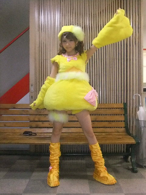 MuSuMeTaNaKaMei: Morning Musume "Pyoko Pyoko Ultra" Blog Pics