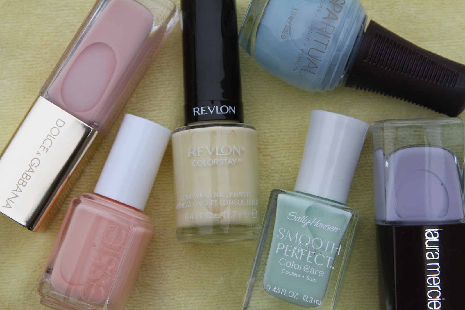 the sparkly life: Pastel Nails, Pastel Moment