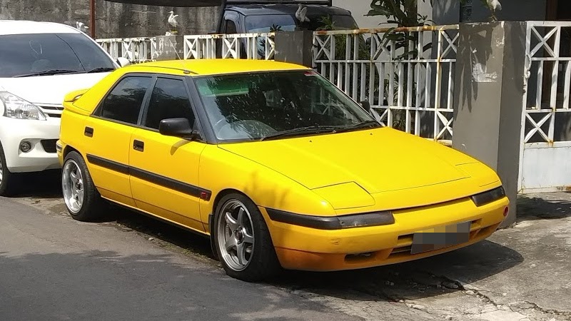 Mazda 323 Astina BG