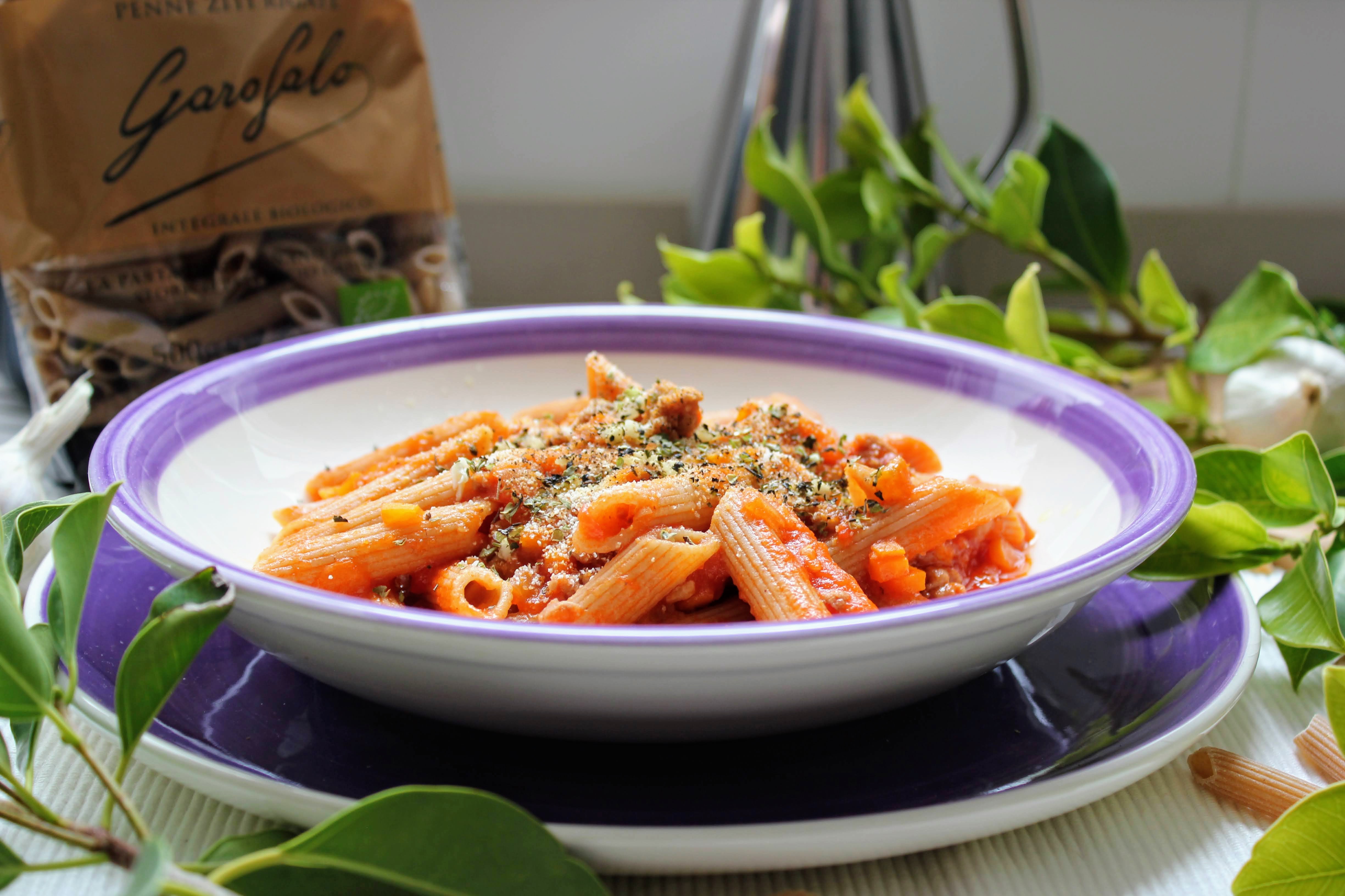 Pasta integral con ragú de ternera y provenzal - Cocinando con las Chachas