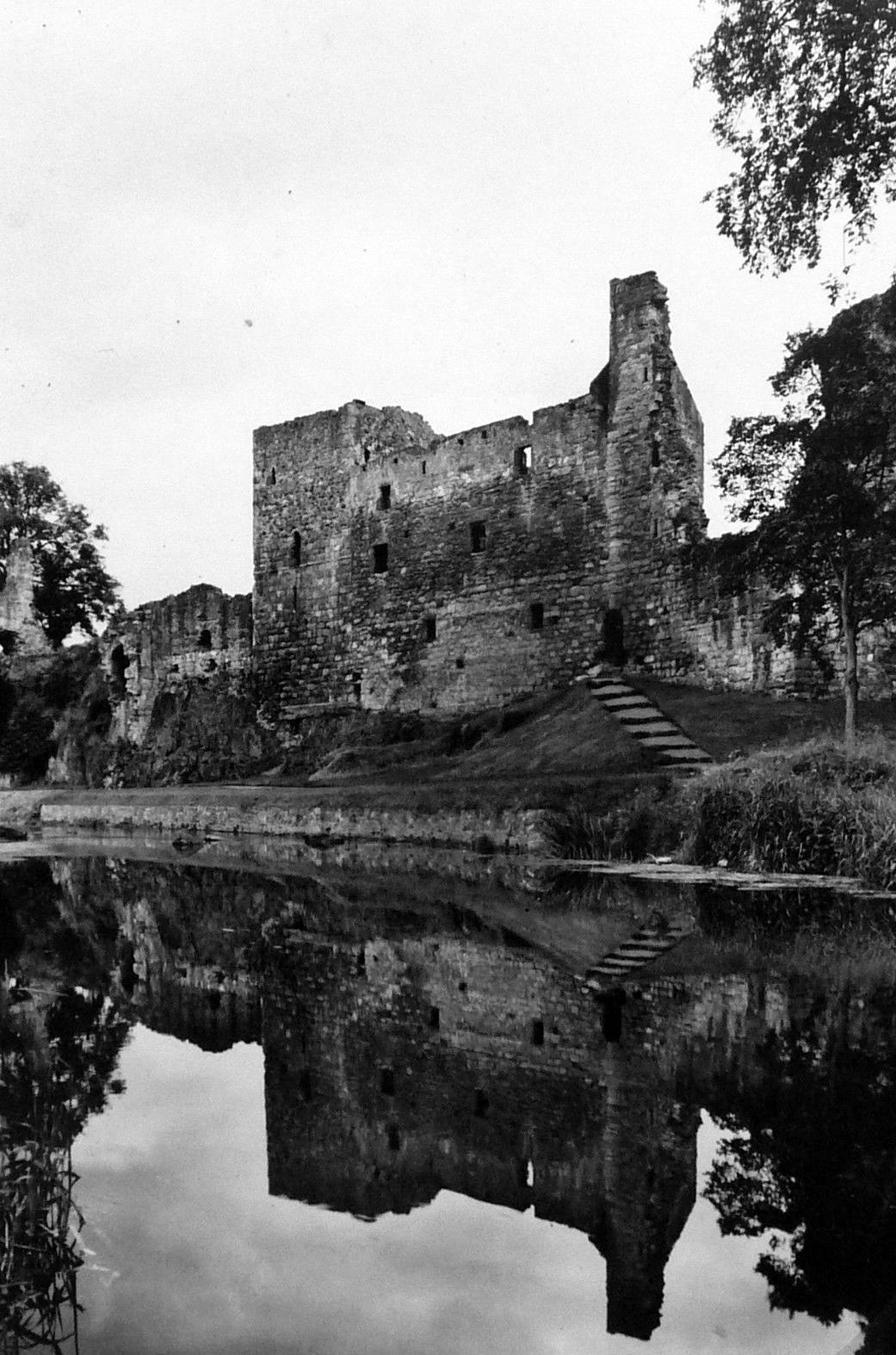 Tour Scotland: Old Photograph Hailes Castle Scotland