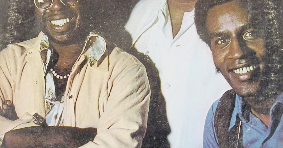 Rien que des vinyls: IMPRESSIONS - 1970 - US-CURTOM 8006 - Check out ...