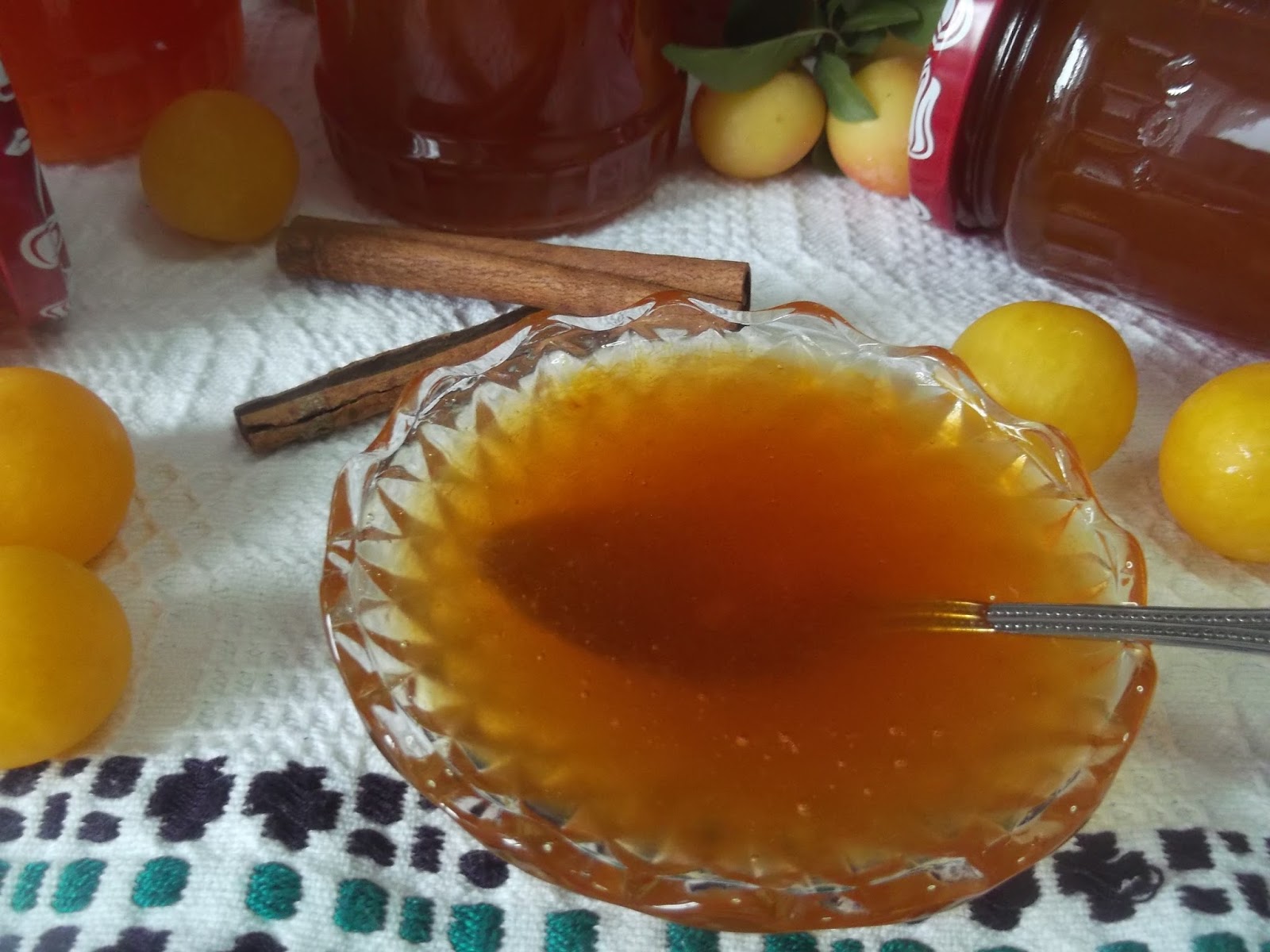 Hellena ...din bucataria mea...: Gem de corcoduse galbene