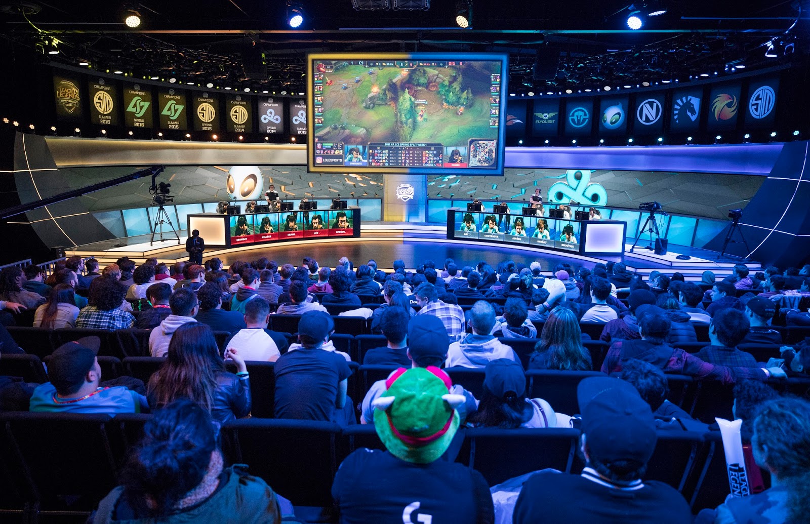 Surrender at 20: This Week in Esports [February 20th - March 5th]