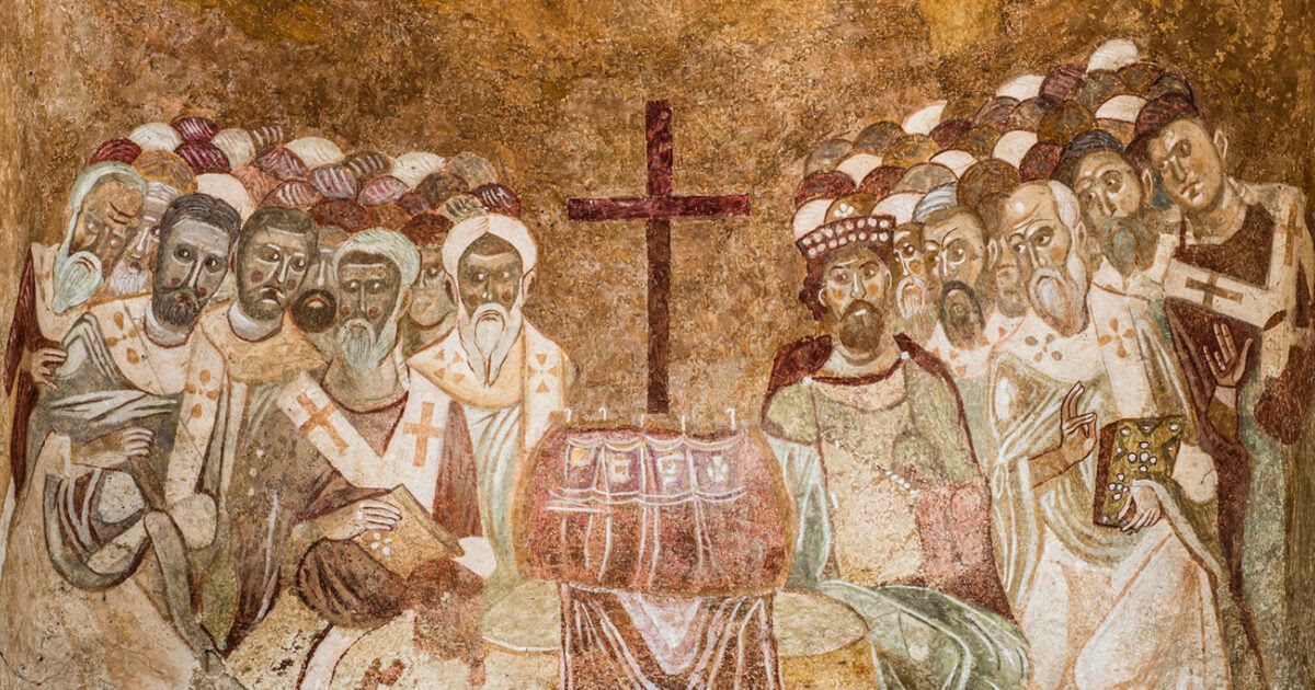 Λόγος Φωτός: Ο Μ. Κωνσταντίνος συγκινημένος από τα ιερά τραύματα των ...