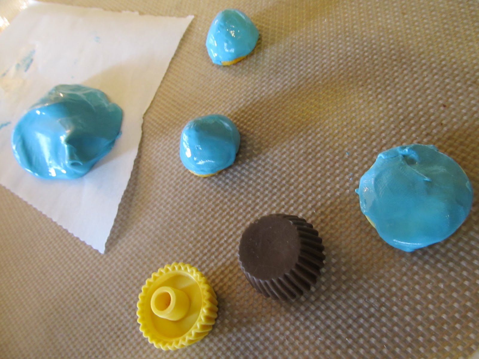 The Pastry Tip: Cupcakes and Mold Making