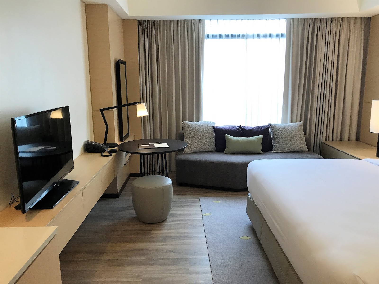 Wedding Preps at Seda Hotel Vertis North (Deluxe Room) - The Blahger