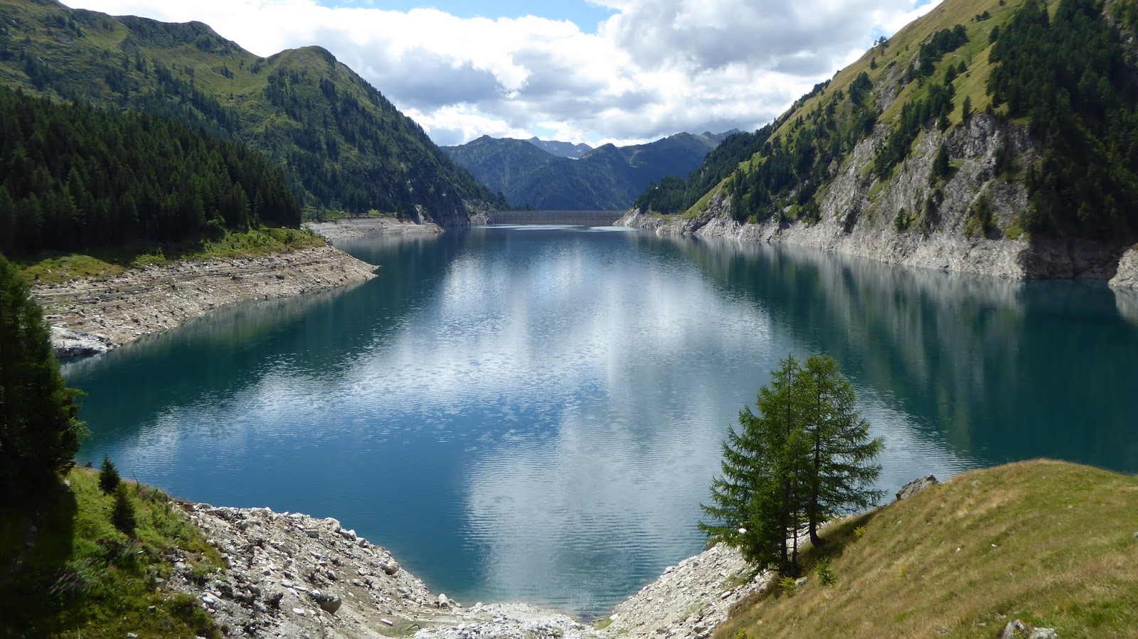 Pfannenstiel Wanderblog: Plaun la Greina und Lago di Luzzone: Pian ...