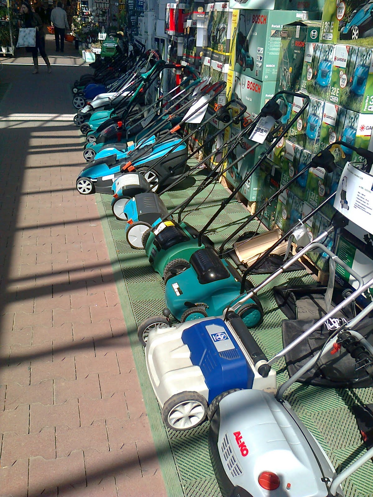 Our Polish Adventure: OBI, the home improvement store.