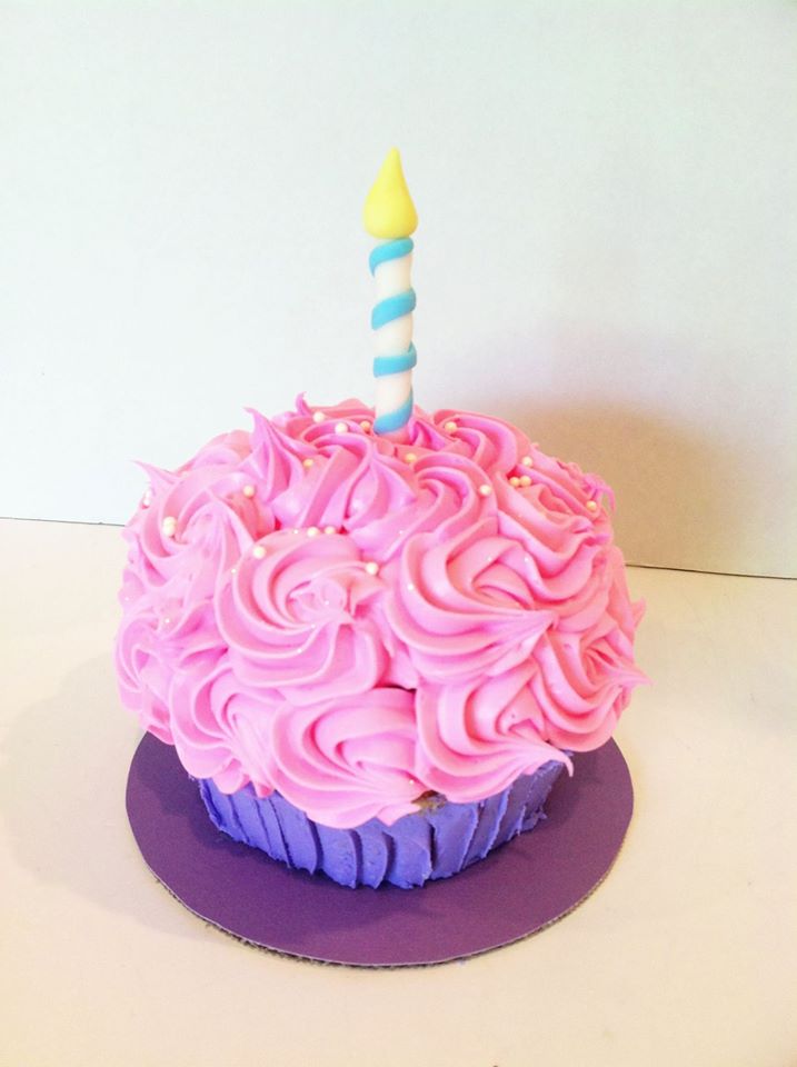 Sweet & Sassy Cakes!: Birthday Cakes