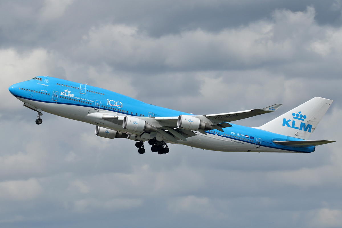 Eastwings: B-747-406M * KLM * 100 Year St. * new c/s * PH-BFW