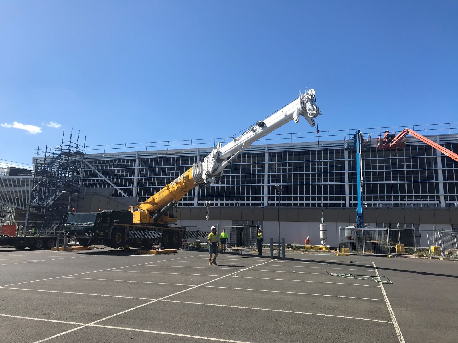 Industrial History: Cranes with a Luffer Jib