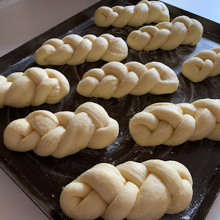 My Mind Patch: Butter Crumb Sweet Corn Bun