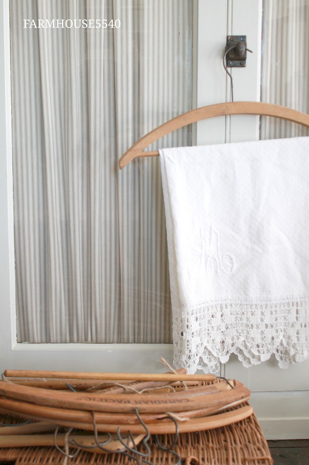 FARMHOUSE 5540: Farmhouse Inspiration ~ Vintage Linens