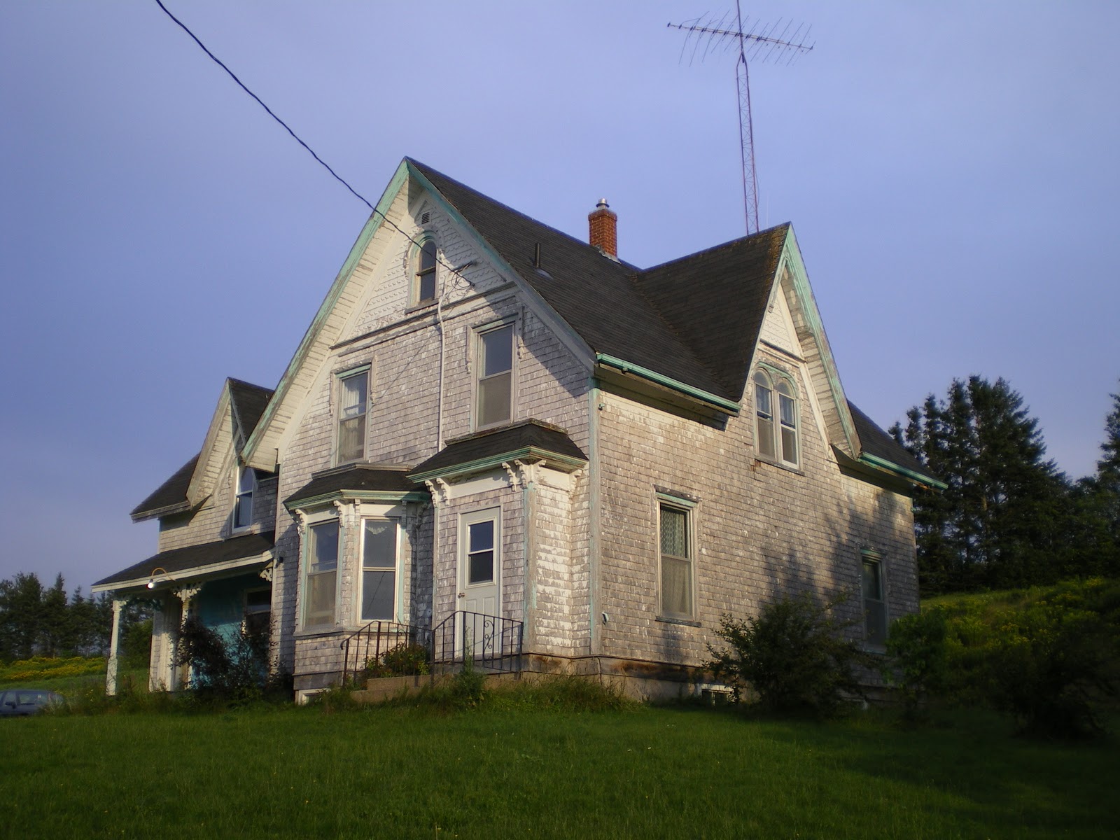 P.E.I. Heritage Buildings: Clinton Island-ell Farmhouse