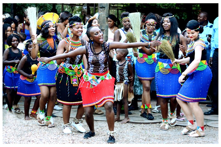 Writer's Blog: WEDDING HEAT, AFRICAN DRUMBEAT AND AN EXTRAVAGANZA OF ...