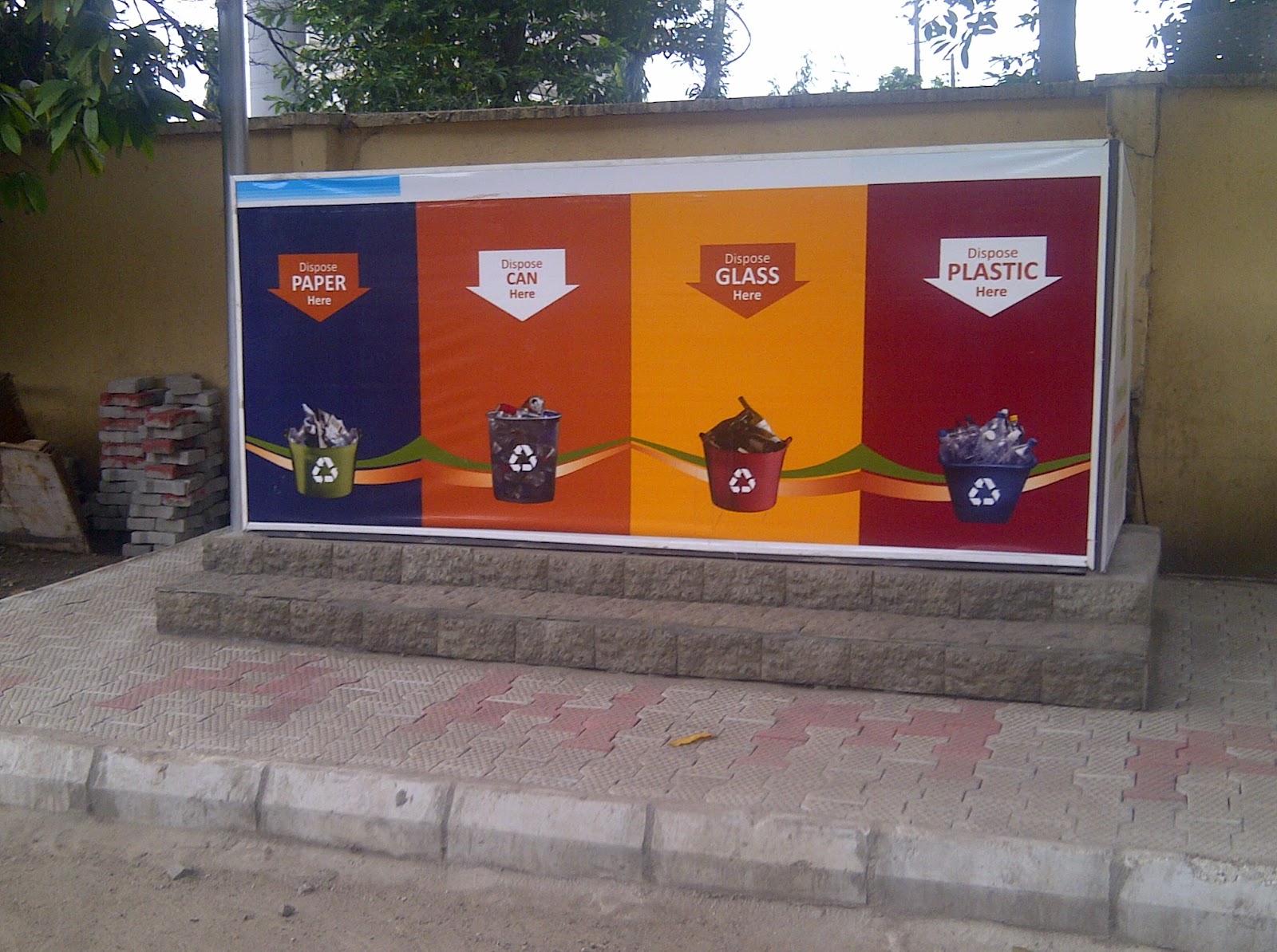 Greenernaija: WASTE MANAGEMENT-YABA LOCAL GOVERNMENT LAUNCHES A WASTE ...