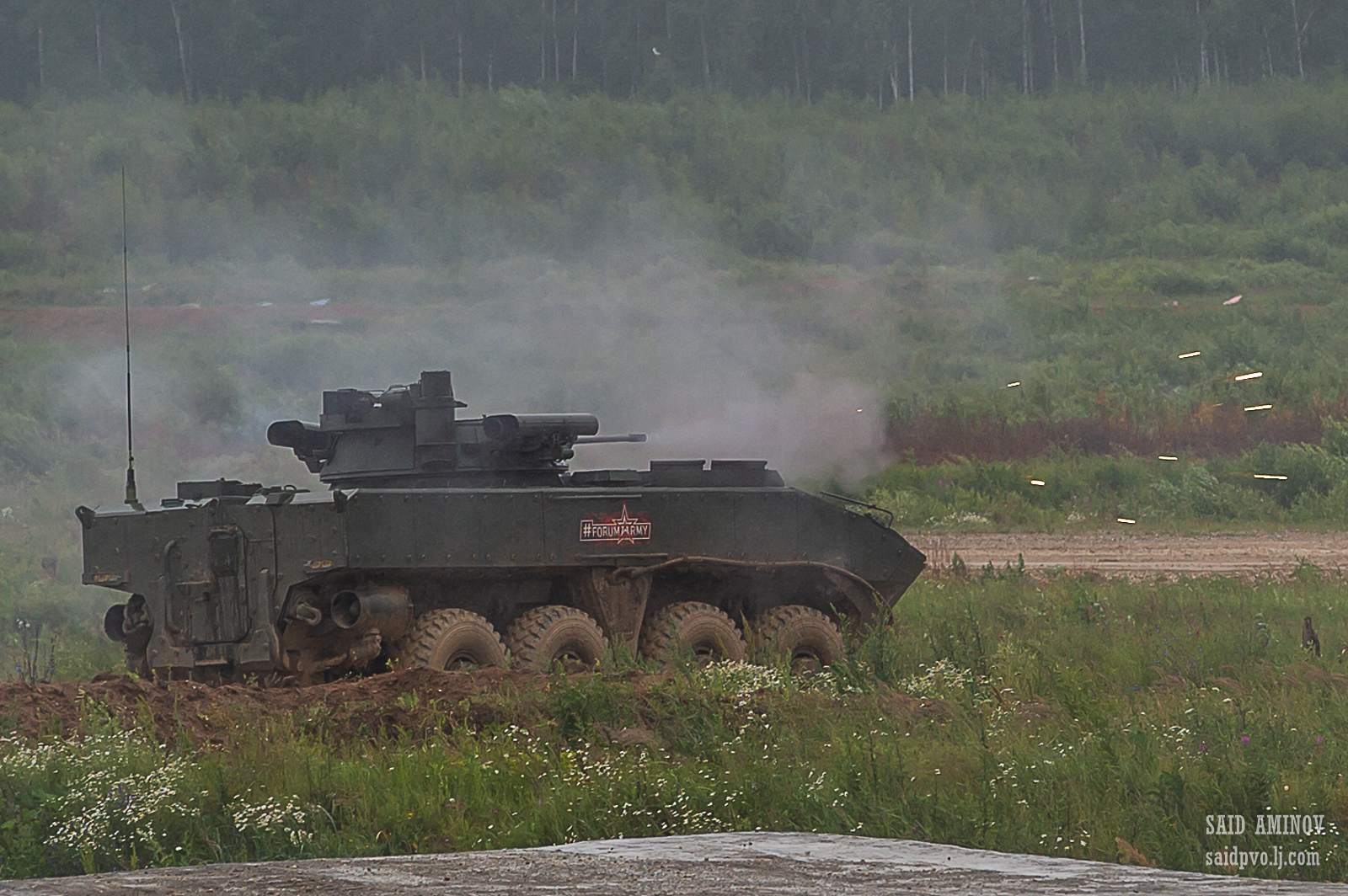 AAG_th บันทึกประจำวัน: รัสเซียจะขายยานเกราะล้อยาง Bumerang ส่งออกต่างประเทศ