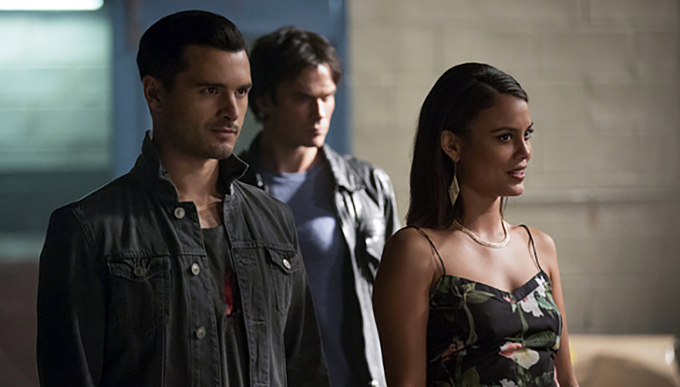 Crítica: The Vampire Diaries 8x02/03 You Decided That I Was Worth ...