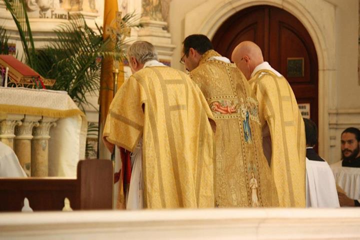 Missa Gregoriana no Mundo . SANTIDADE: Solemn Mass at Miami's Gesu. Two ...