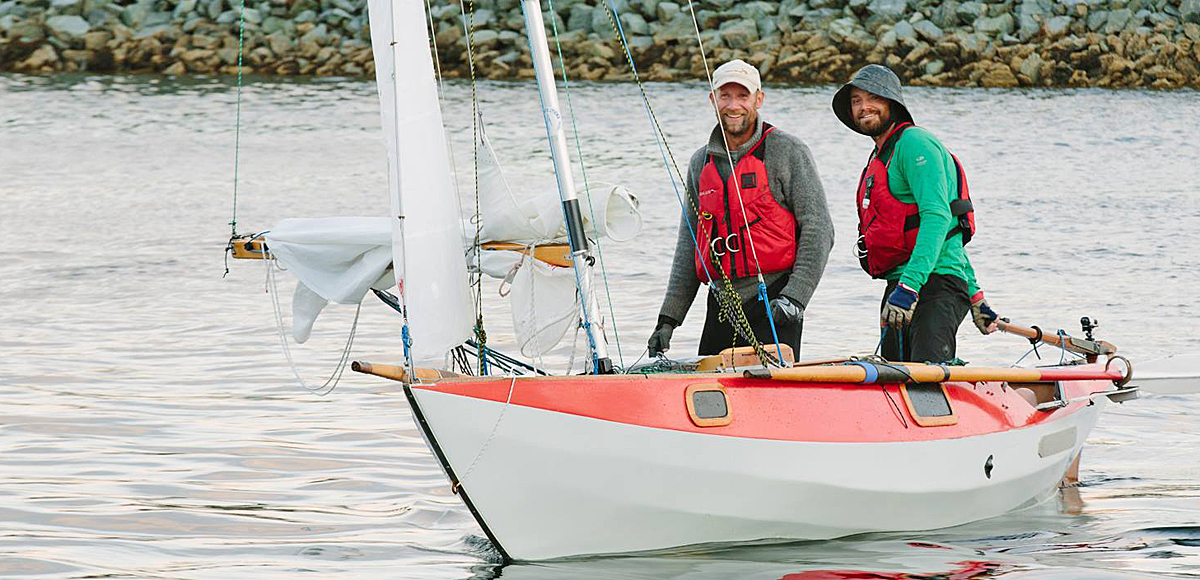 Earwigoagin: Header Photo: R2AK - A Luddite Hero?