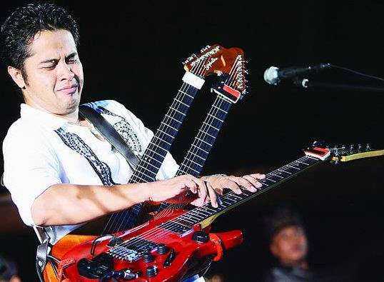10 gitaris terbaik dunia ~ Tumbango