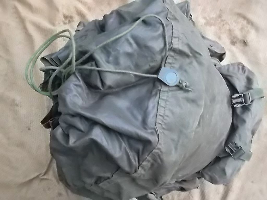 Webbingbabel: British Army Modified SAS/PARA Airborne Bergen ...