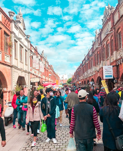 Shiela Aguado: Hukou Old Street: Back In Time