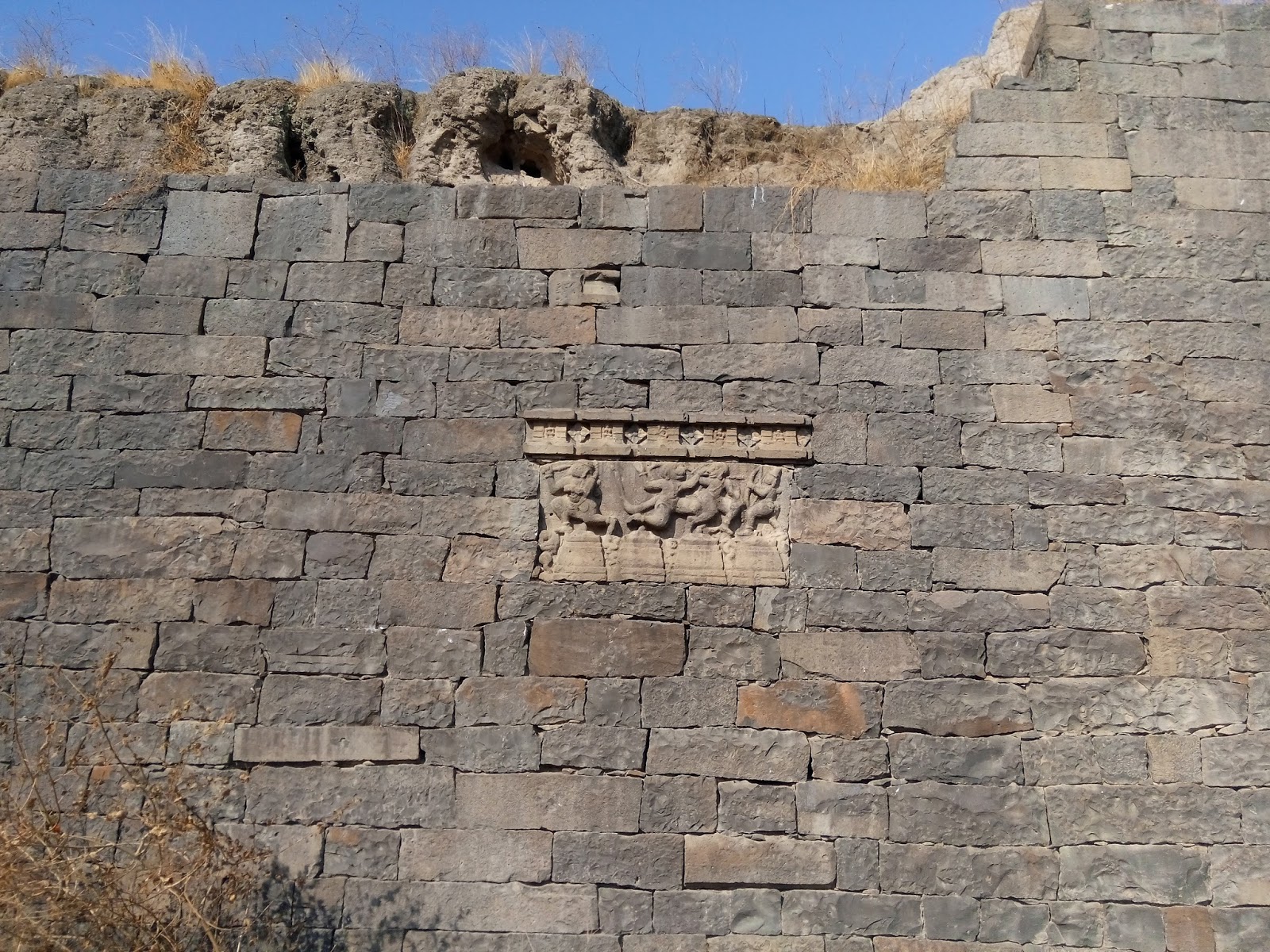 Dharmapuri Fort located near to Ambajogai in Maharashtra | The journey ...