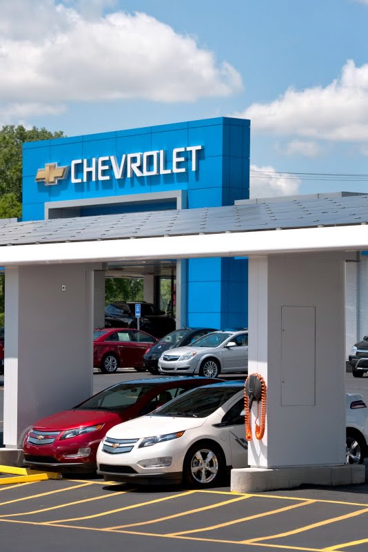 Hight Quality Cars: Chevy Uses Solar Power to Charge Volts