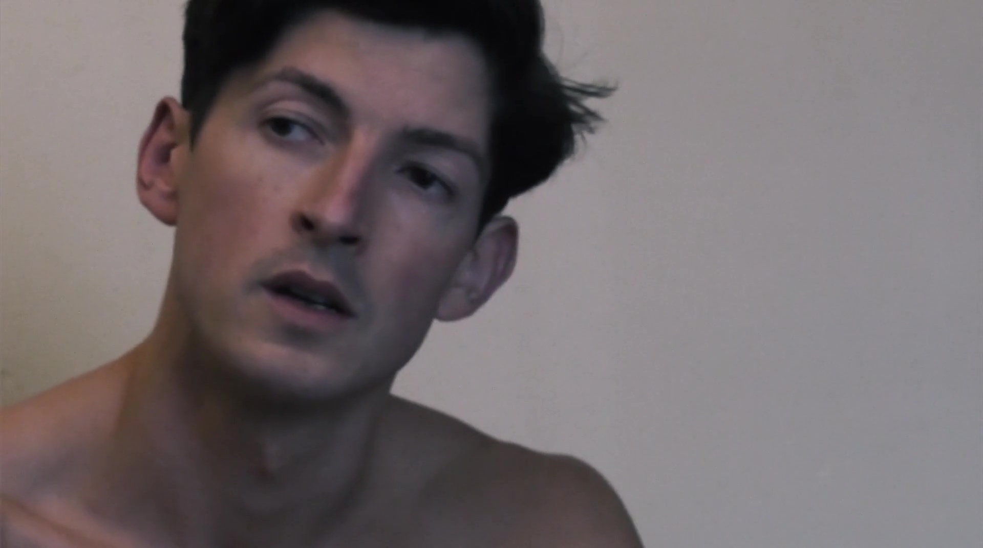 ausCAPS: Lee Knight nude in Misrule