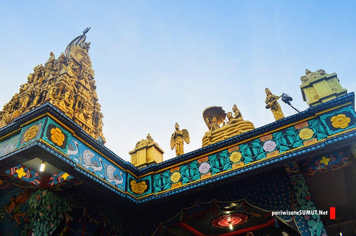 Kuil Shri Mariamman, Wisata Kuil di Medan dengan Pesona India ...