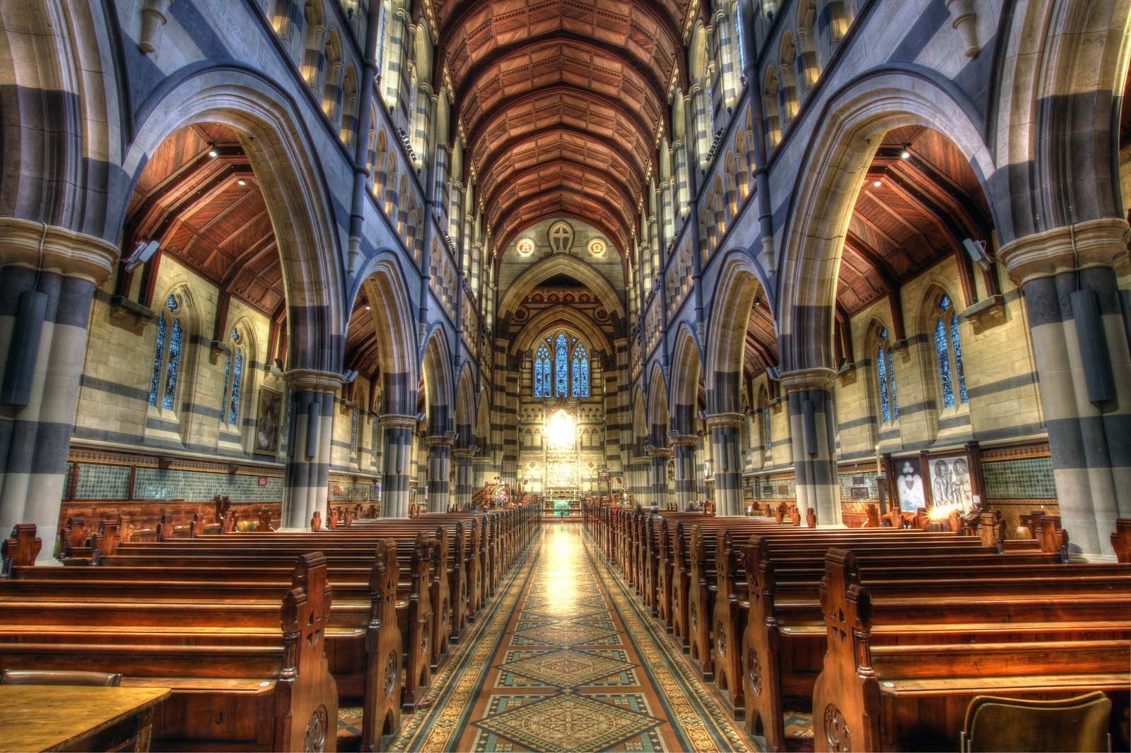 The Human Camera Blog Site: St Paul's Cathedral, Melbourne