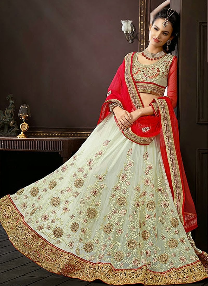 Bollywood Actress Saree Collections: Buy Simple And Beautiful Lehenga Choli
