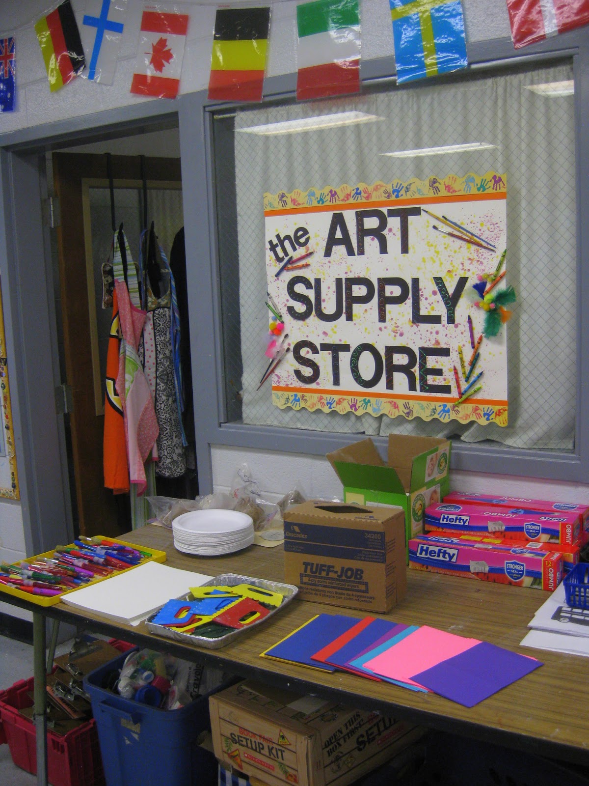 Cassie Stephens: In the Art Room: A Day in the Life