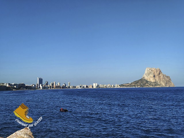 CAMINAR SIN GLUTEN: Caminar por Calpe: Desde el casco antiguo a la Cala ...