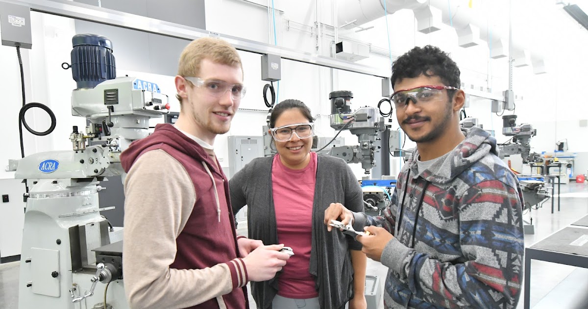 New Engineering Course, Redesigned Degree Offered this Fall