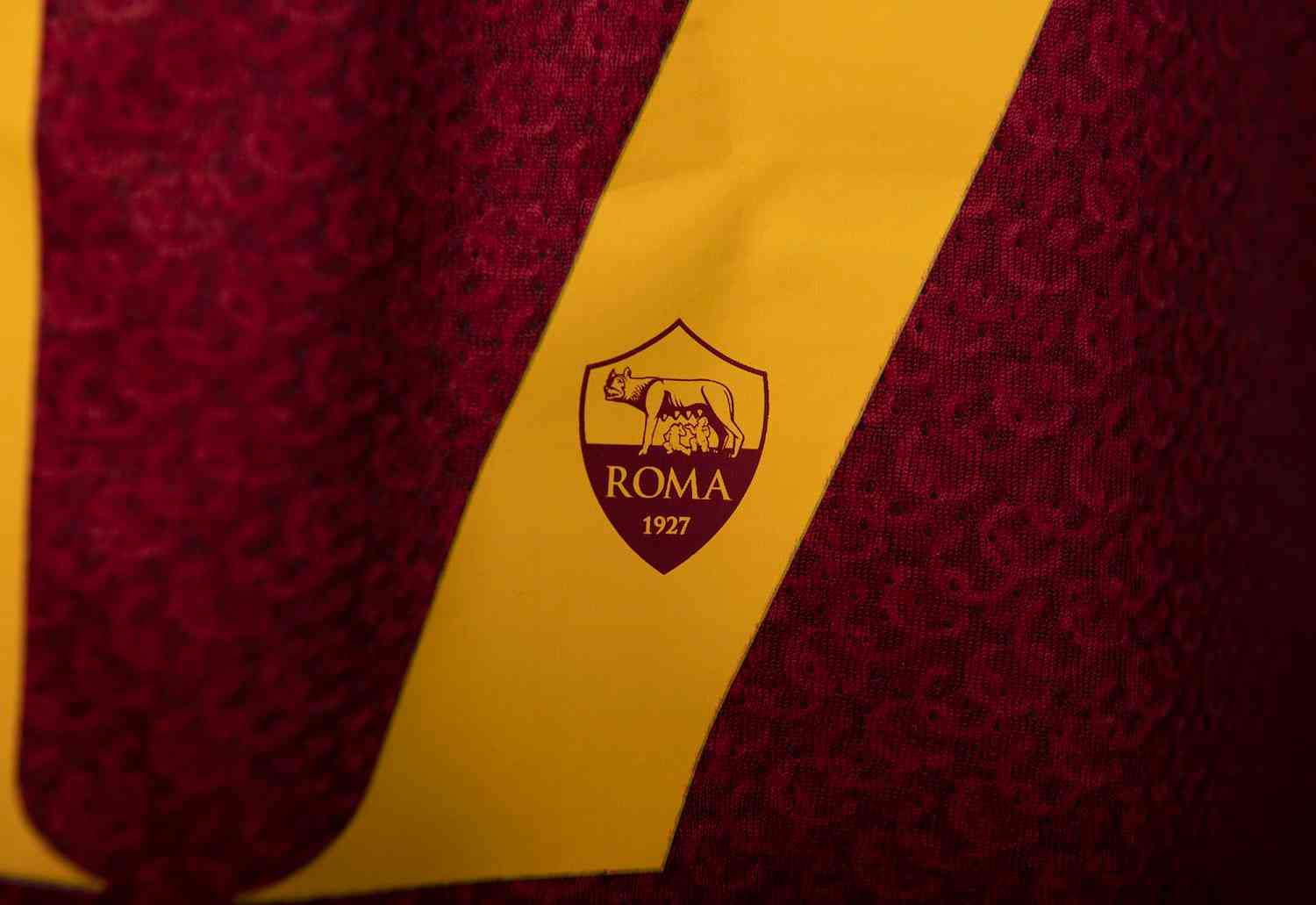 AS Roma 18-19 Home Kit Revealed - Footy Headlines