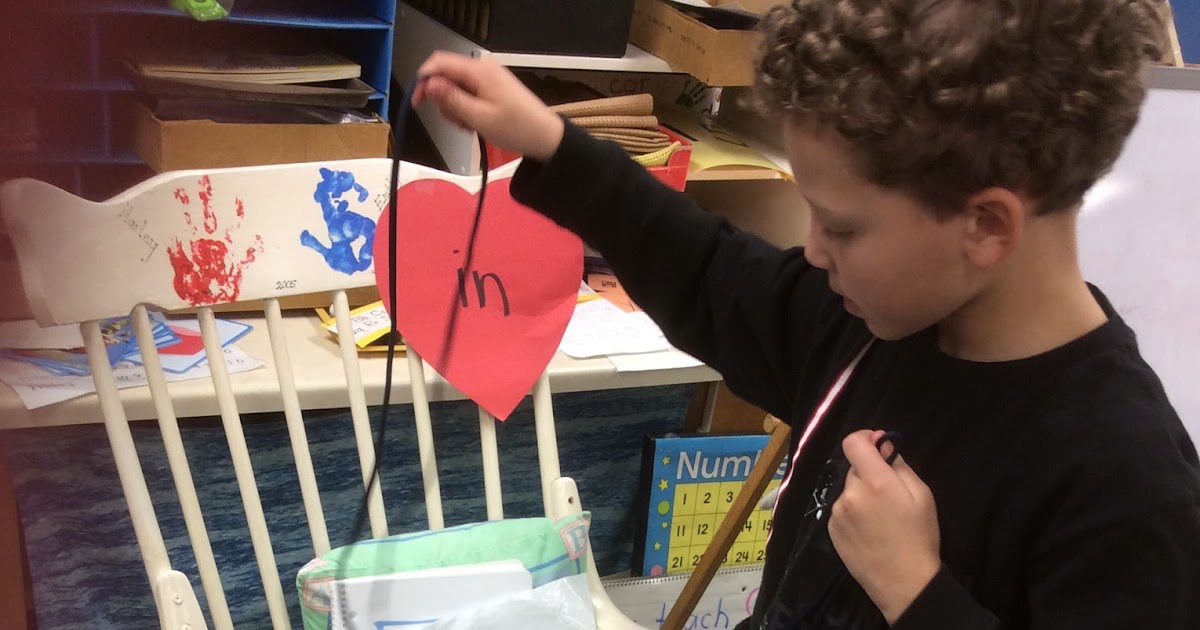 Kindergarten: Hand-in-hand we grow: Tying Teachers I CAN TIE